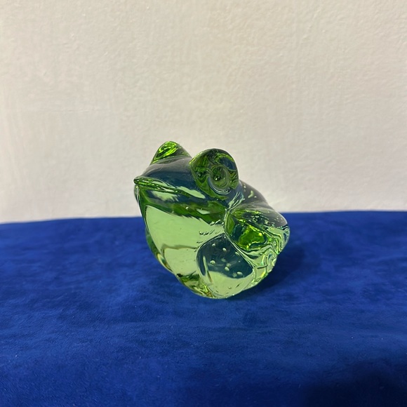 Accents | Green Art Glass Frog Paperweight | Poshmark